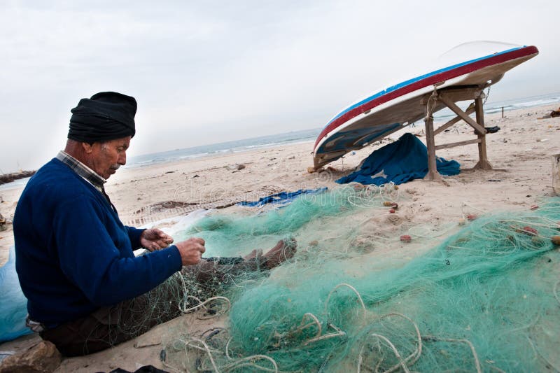 Gaza Fisherman Mending Nets Editorial Photography - Image of repair ...