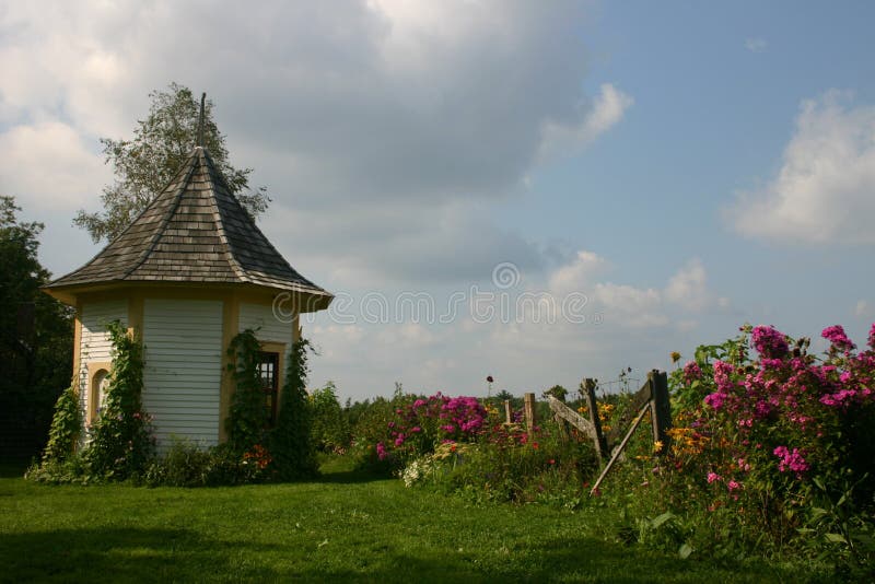 Gazebo in Summer stock image. Image of hampshire, gardens - 7698147
