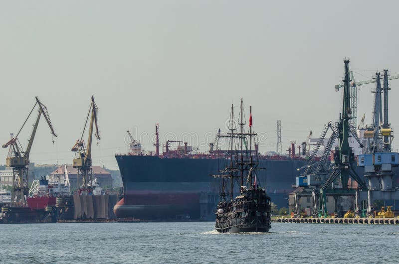 GDANSK - SHIPYARD stock photo. Image of technology, shipyard - 77240318
