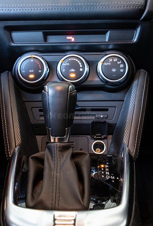 The Gear Shift Of Automatic Transmission With Air Conditioning Controls ...