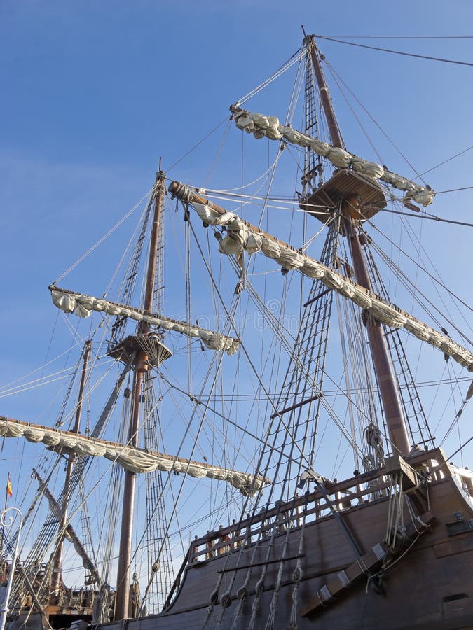 Gedetailleerde masten stock foto. Image of reis, piraat - 28566880
