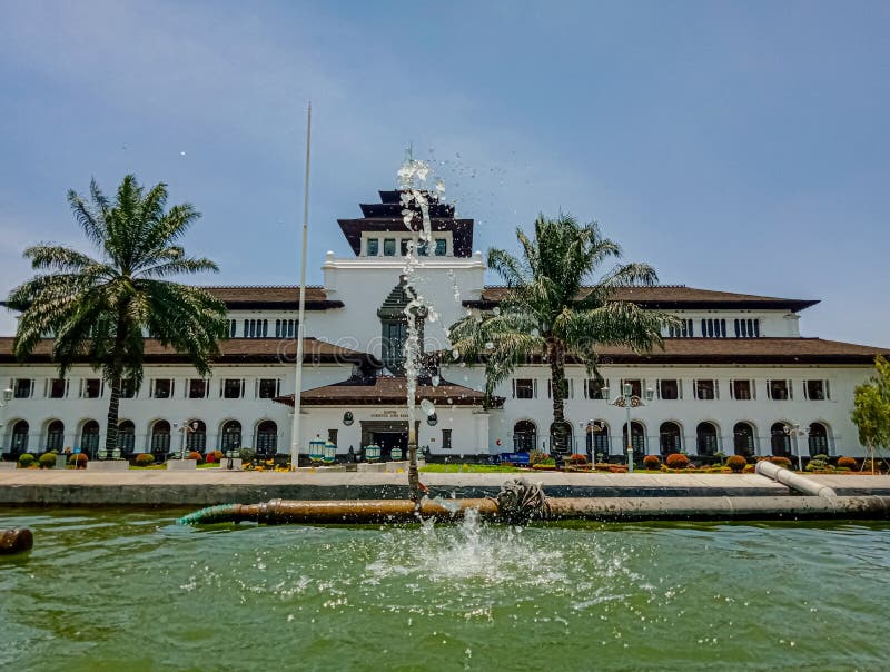 Gedung Sate editorial image. Image of resort, park, travel - 231748015
