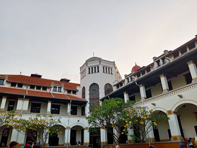 Gedung Simpang Lima Semarang Stock Image - Image of indonesia, gedung ...