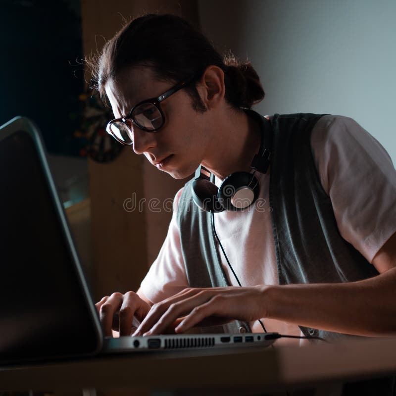 Geek Guy is Learning New Technologies, Programming, and Computer ...