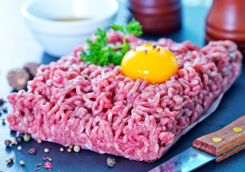 Gehacktes Fleisch stockfoto. Bild von fleisch, gehacktes - 53115510