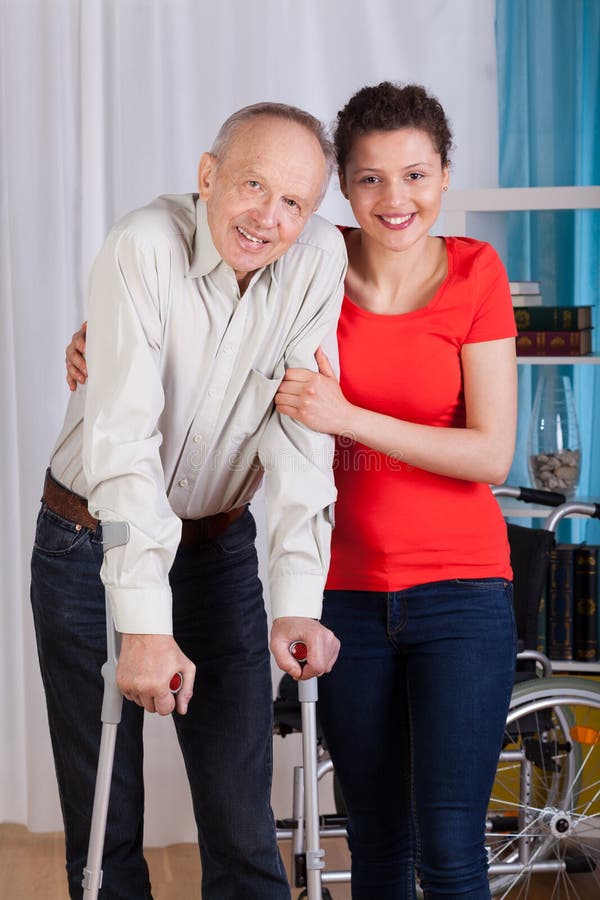 Gehandicapte Mens Met Verpleegster Stock Foto - Image of ziekenhuis ...