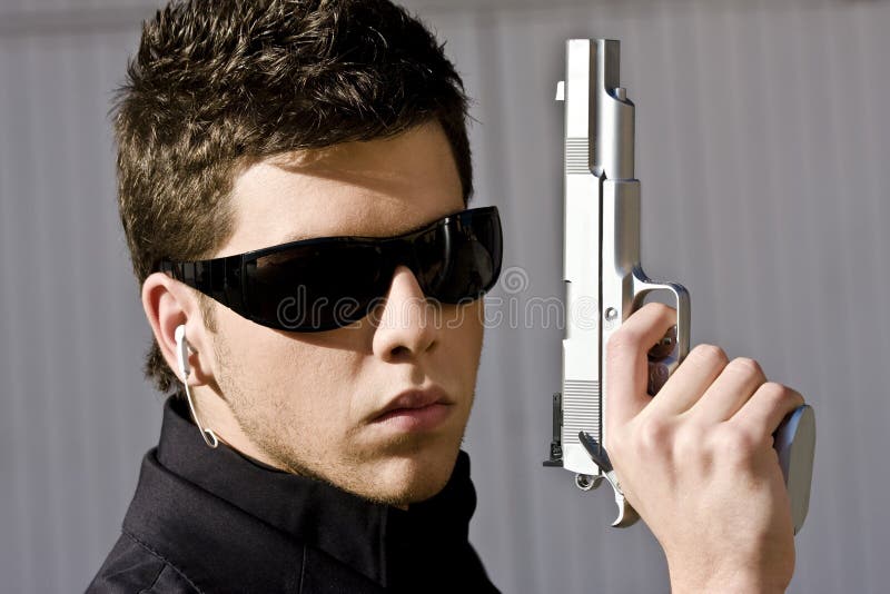Geheimagent betriebsbereit stockbild. Bild von wachsamkeit - 4354833
