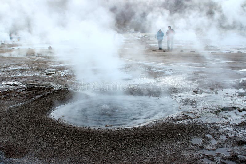 Geiser stock afbeelding. Image of mist, vulkaan, thermisch - 22103975