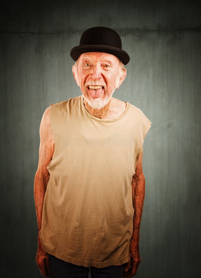 Gekke Mens in Bowlingspelerhoed Stock Foto - Image of overhemd, oudste ...