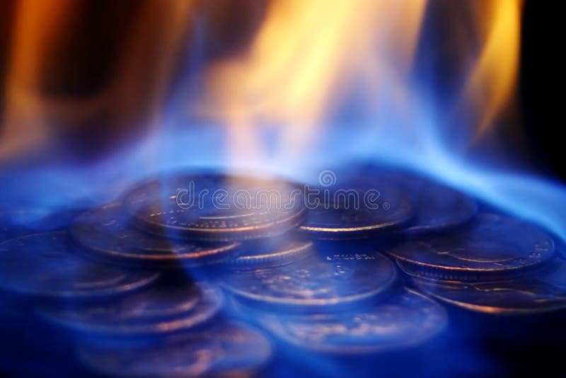 Geld auf Feuer stockbild. Bild von brand, bargeld, vergeudung - 681643