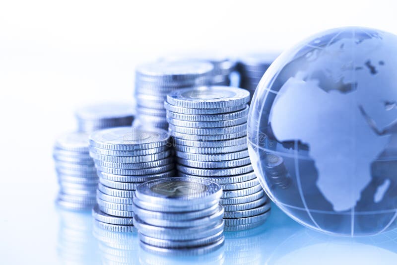 Geld um Welt stockfoto. Bild von konzept, einkommen, getrennt - 82766542