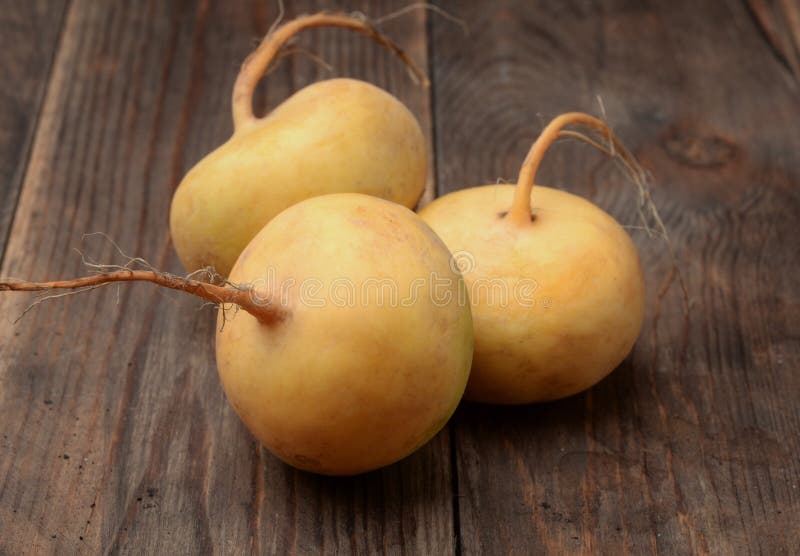 Gele rapen stock foto. Image of raap, markt, ronde, voedsel - 22695090