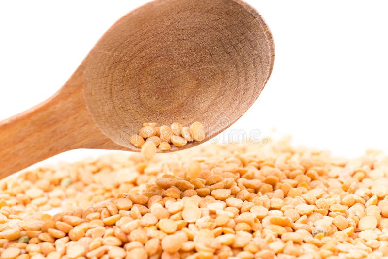 Gele spliterwten stock afbeelding. Image of kleur, erwt - 53806877