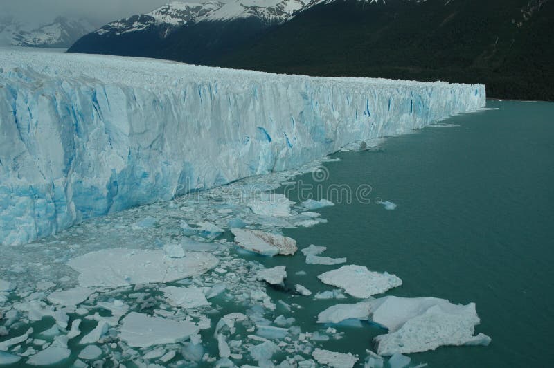Geleira foto de stock. Imagem de naturalizado, escalar - 12700994