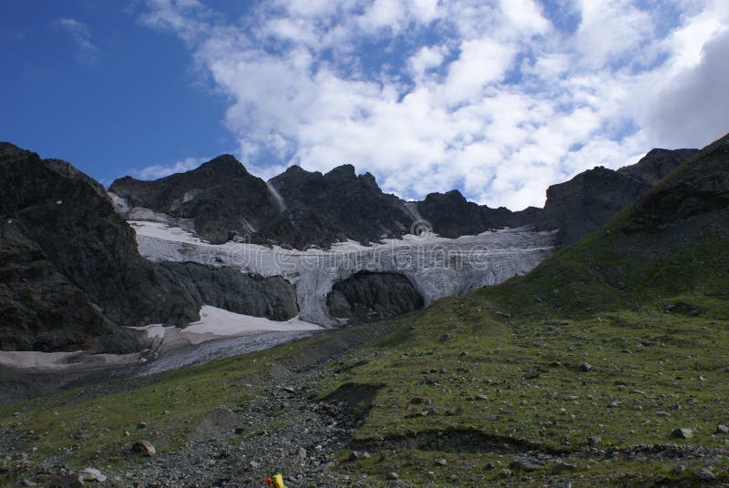Geleira imagem de stock. Imagem de bonito, glacial, riacho - 43114775