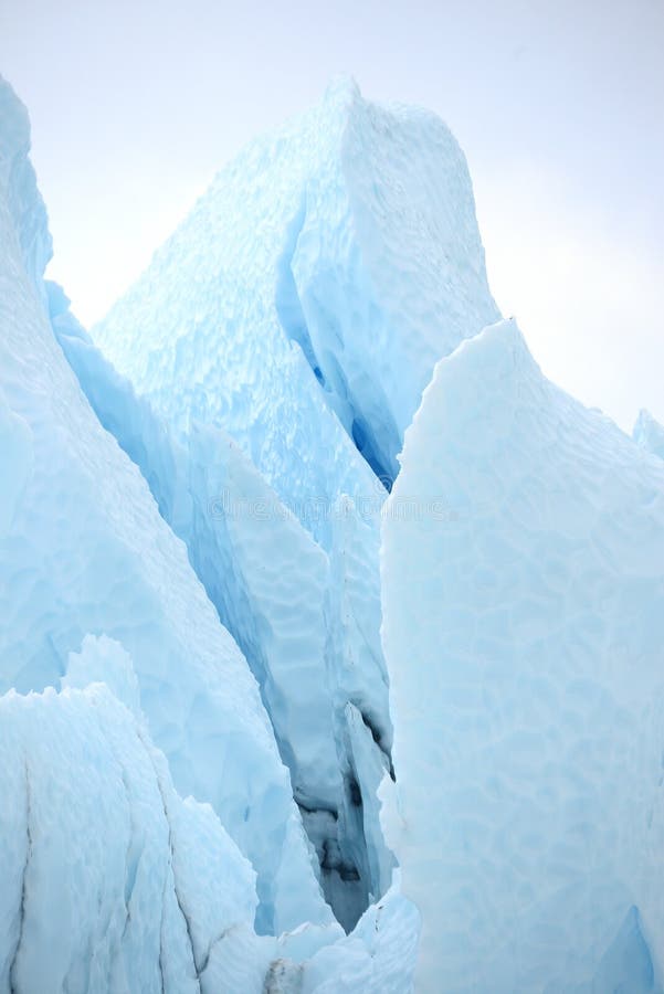 Geleira azul do gelo imagem de stock. Imagem de frio - 34373705