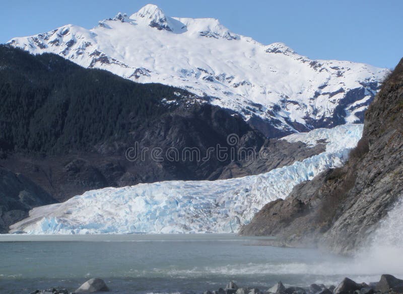 Geleira De Mendenhall Em Juneau Alaska Imagem de Stock - Imagem de nave ...