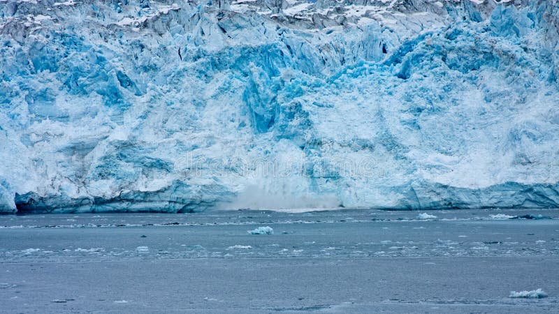Geleira do parto foto de stock. Imagem de flutuadores - 20797568