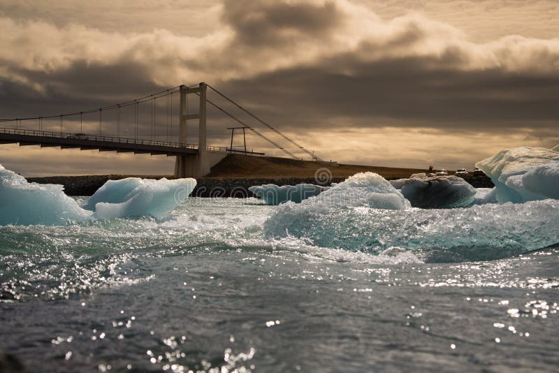 Gelo azul foto de stock. Imagem de sujo, cenas, feriado - 26707306