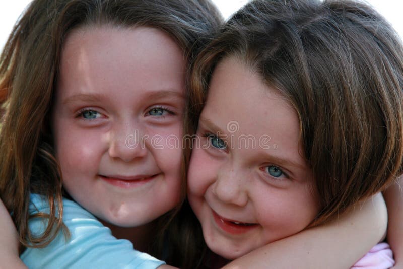 De Tweelingen Van De Manier Met Omhoog Handen Stock Afbeelding - Image ...