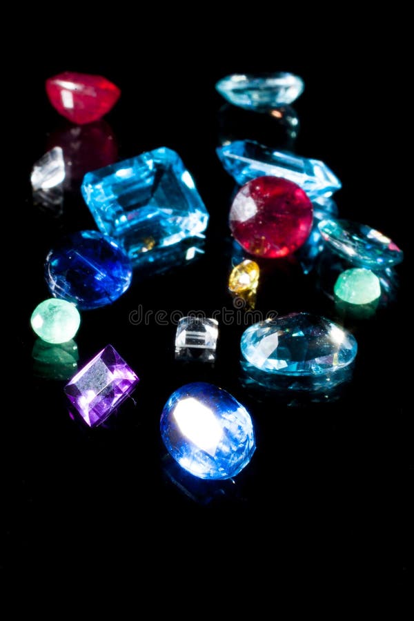733 Set Jewelry Gems Black Background Stock Photos - Free & Royalty ...