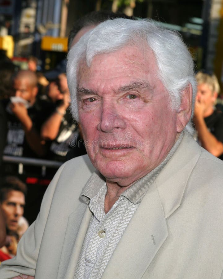 Gene Barry editorial stock photo. Image of graumans, worlds - 26358933