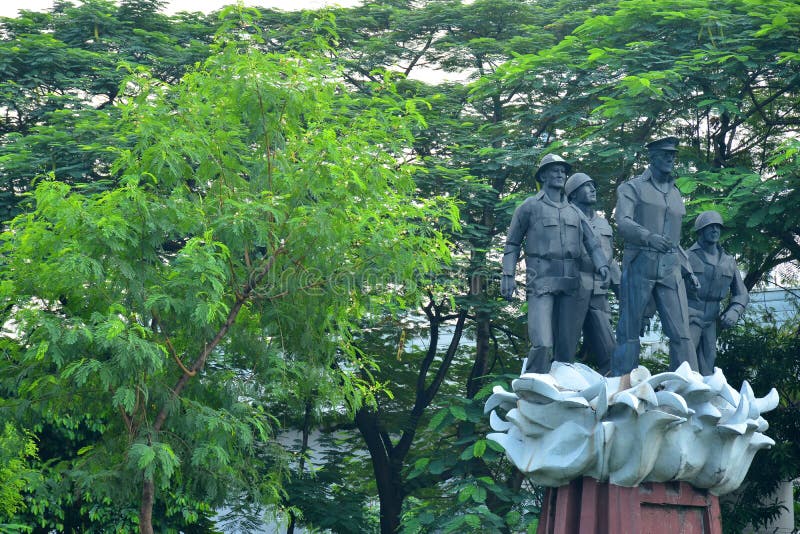 General Douglas MacArthur Statue at Corregidor Island in Cavite ...