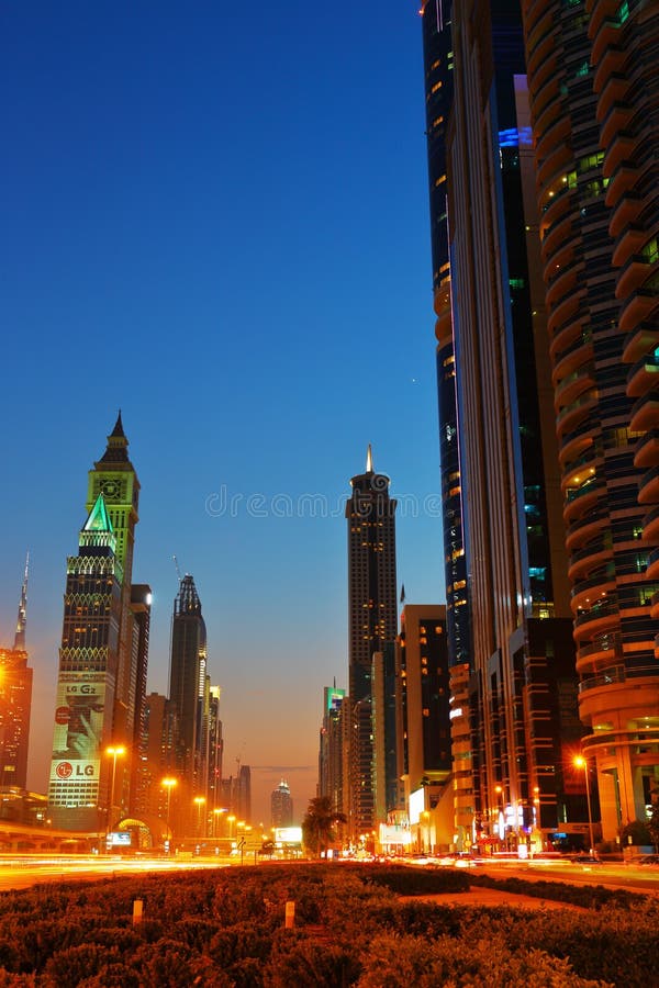 General View of Dubai at Night Editorial Photo - Image of dubai ...