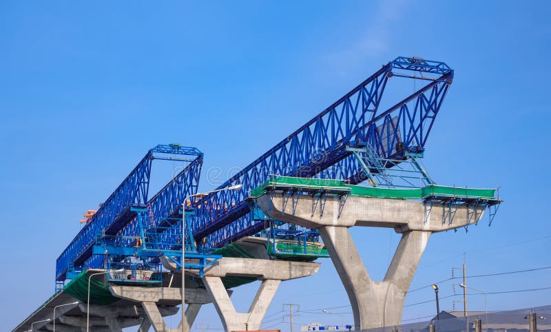 Launching Gantry for Installing Concrete Typical Segment Joint on ...