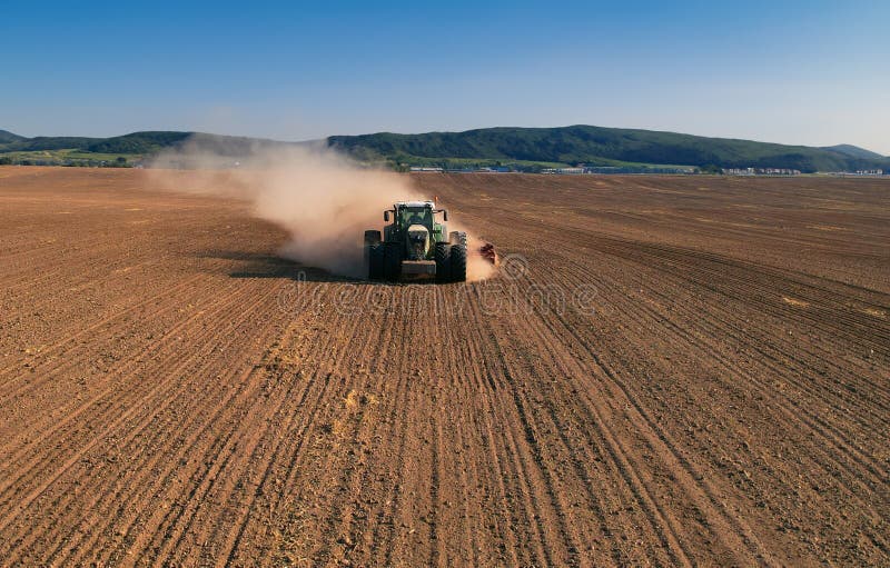 Tractor Disk Stock Illustrations – 414 Tractor Disk Stock Illustrations ...