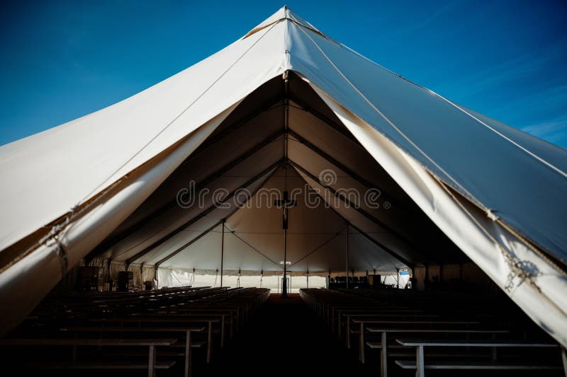 Large Outdoor Church Tent Stock Illustrations – 5 Large Outdoor Church ...