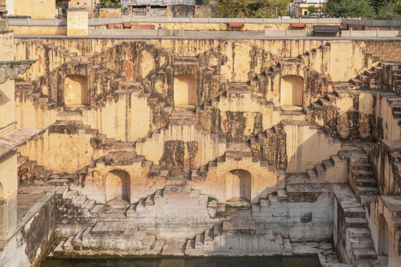 Panna Meena Ka Kund Step-well, Jaipur, Rajasthan, India Stock Photo ...