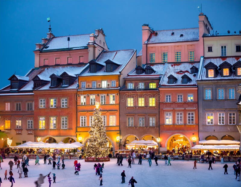 Covered Warsaw Old Town Market Square Stock Illustrations – 5 Covered ...