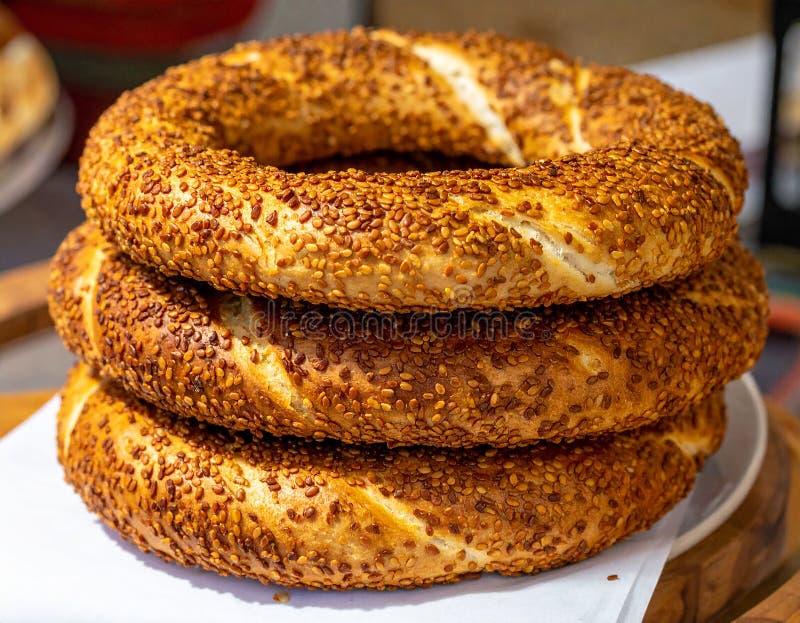 Stacked Simits Stock Illustrations – 12 Stacked Simits Stock ...