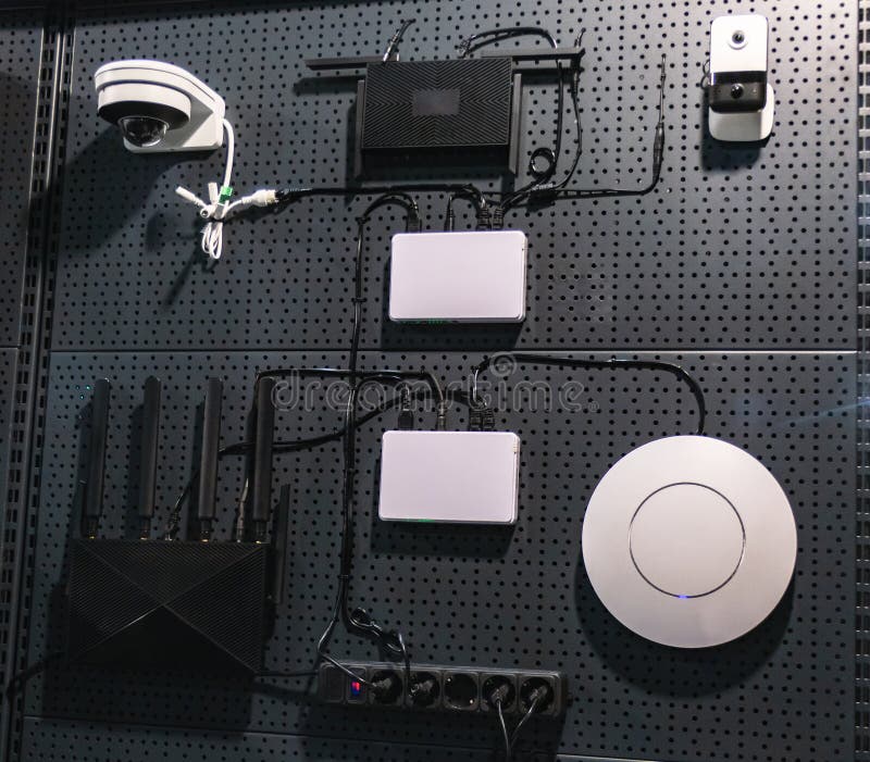 Backup Power Supply System for the Internet, Routers and Video ...