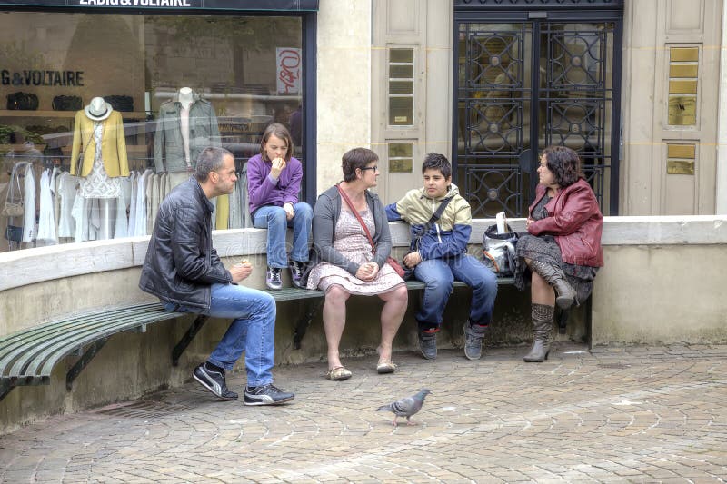 Geneva. People have a rest editorial photo. Image of mother - 47392586