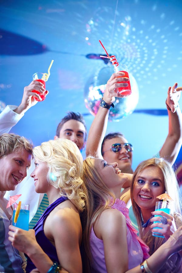 Geburtstag stockfoto. Bild von glücklich, freunde, feiern - 11912274