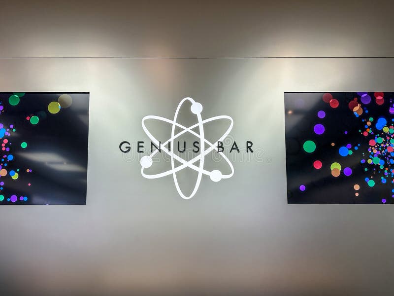 Genius Bar in an Apple Store Editorial Photo - Image of macbook, phone ...