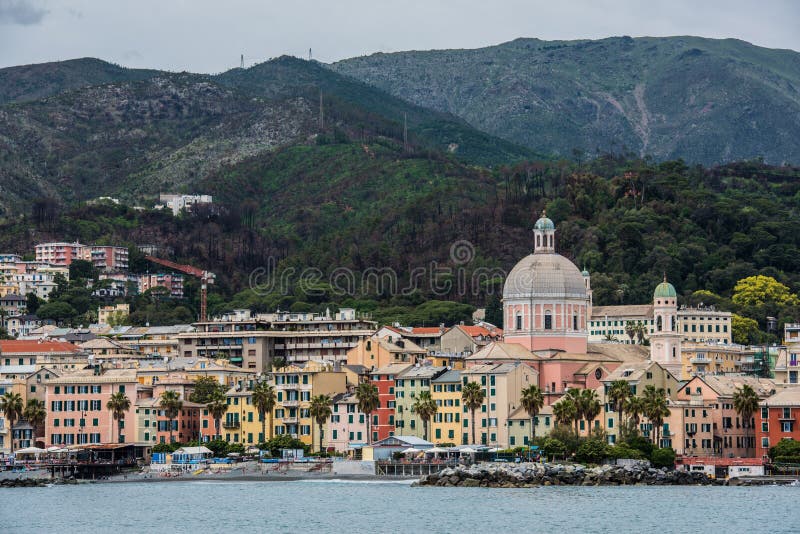 Genova Kustlinje Och Strand, Pegli Fotografering för Bildbyråer - Bild ...