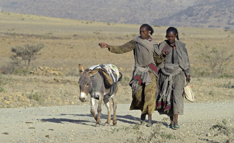 Gens éthiopiens photographie éditorial. Image du chargement - 23555412