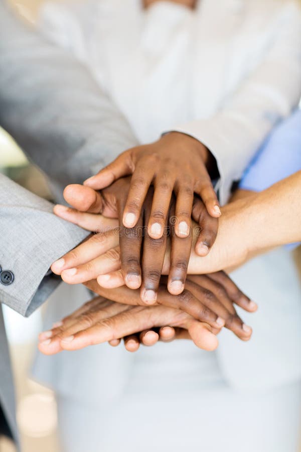 Gens D'affaires De Mains Ensemble Image stock - Image du africain ...