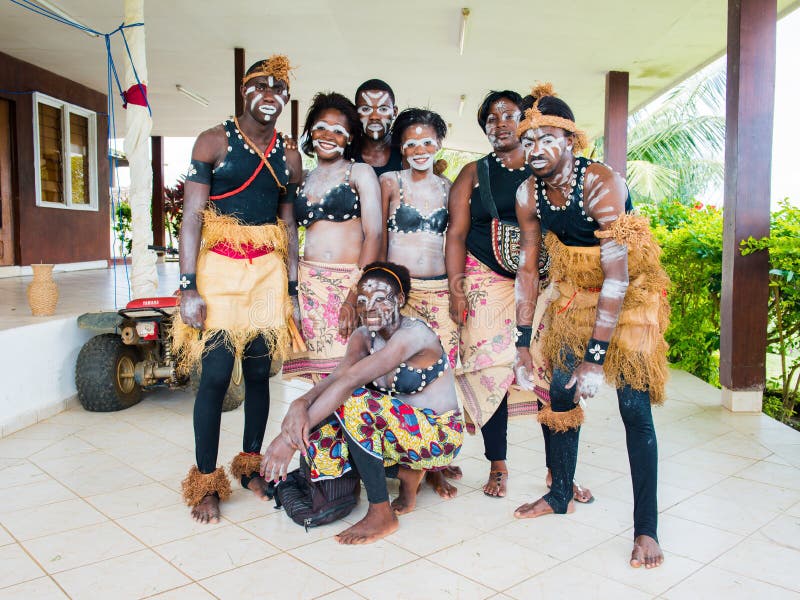 Ritual De Iboga, Bwiti, Gabón Fotografía editorial - Imagen de ...