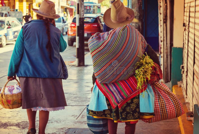 Gente Peruana, Mujeres, Peru Travel Foto editorial - Imagen de peruano ...