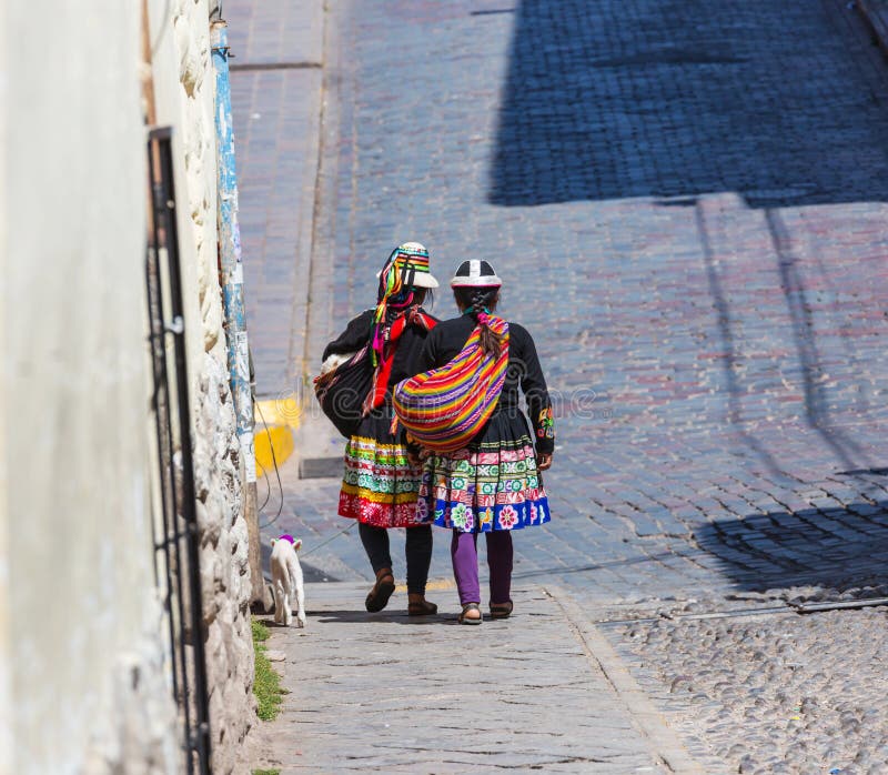 Gente Peruana, Mujeres, Peru Travel Foto editorial - Imagen de peruano ...