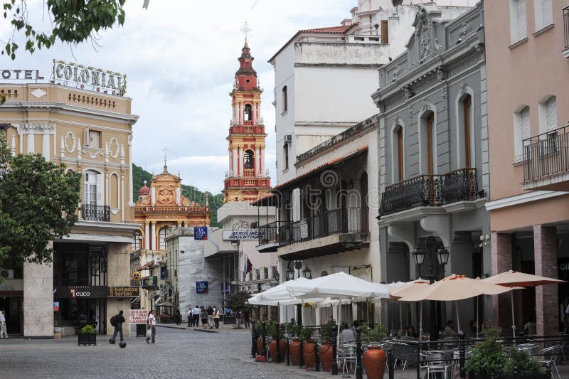 En La Calle En La Ciudad De Salta. Argentina Foto editorial - Imagen de ...