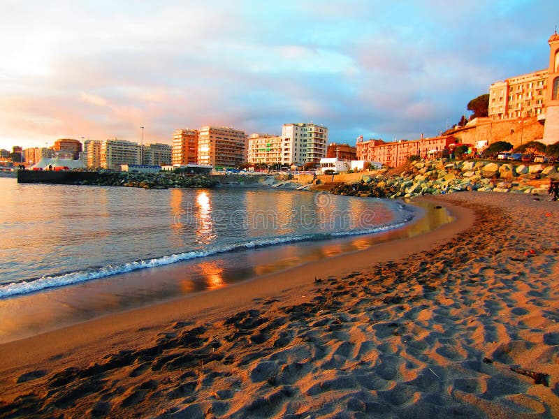 Camogli, Genua, Italien stockfoto. Bild von europa, strand - 45168504