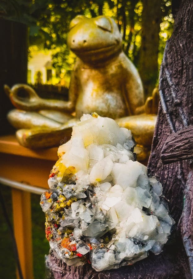 Geode Gemstone with Meditating Frog Stock Image - Image of crystal ...