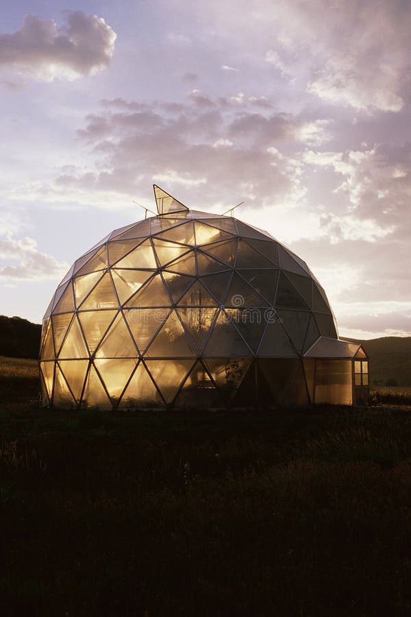 9+ Geodesic dome Free Stock Photos - StockFreeImages