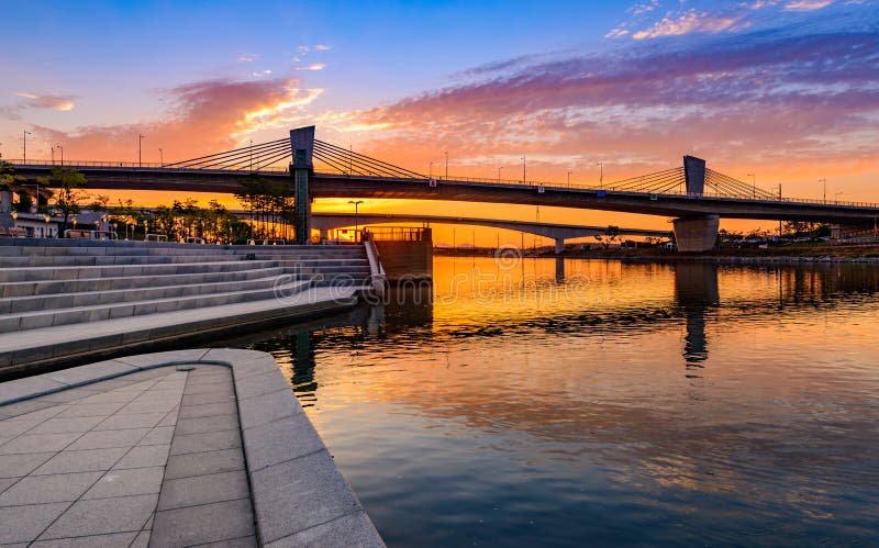 Geomam Bridge Night in Korea Stock Photo - Image of light, built: 64456914