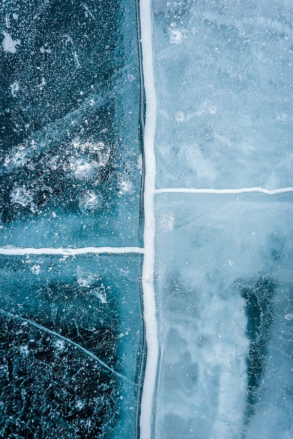 Geometric Patterns in the Ice of Lake Minnewanka, Banff National Park ...